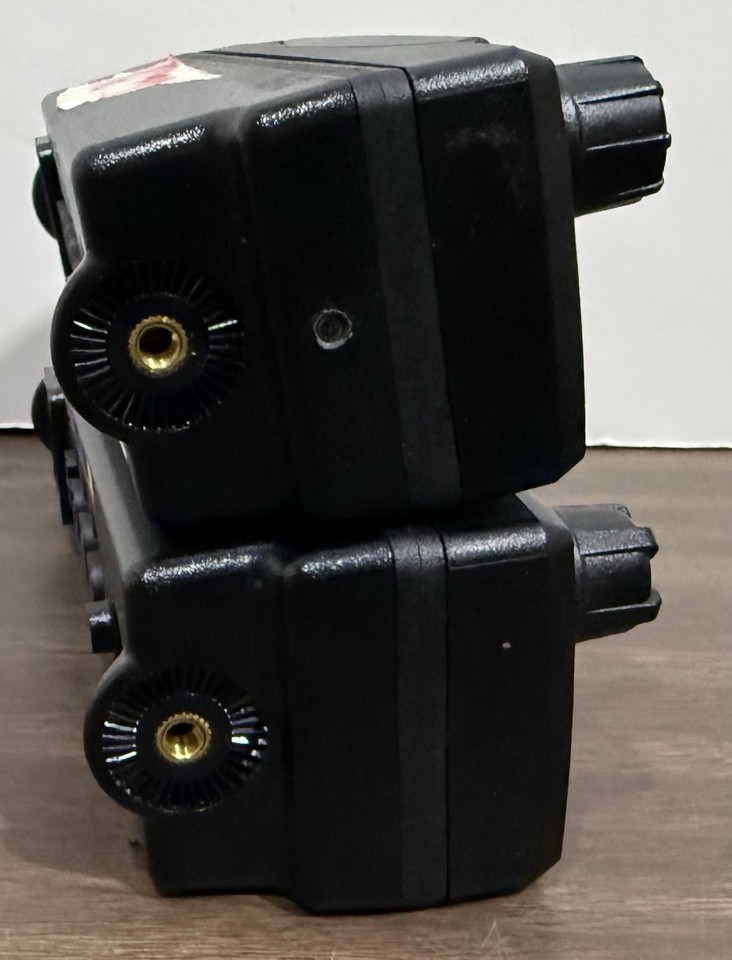 (2) Motorola 05 O5 Remote Control Head W/ CHIB APX XTL 4500 6500 7500 ...