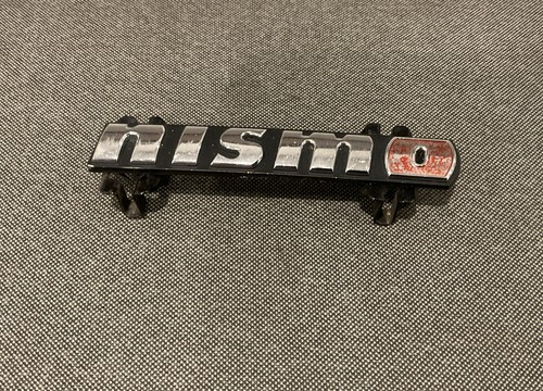 2018 NISSAN 370Z NISMO FRONT BUMPER NISMO BADGE EMBLEM W/ CLIP GENUINE ...