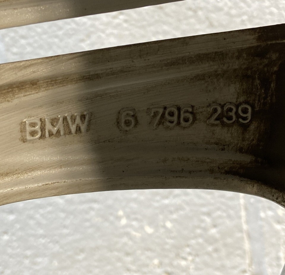 2012-2018 BMW F30 F31 F32 328i 320i Wheel Rims Set 7.5j x 17 ET37 OEM ...