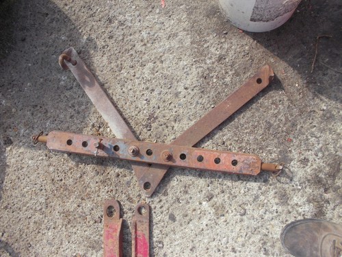 Ford 8N 9N 2N tractor stationary drawbar hitch & stabilizer brackets ...