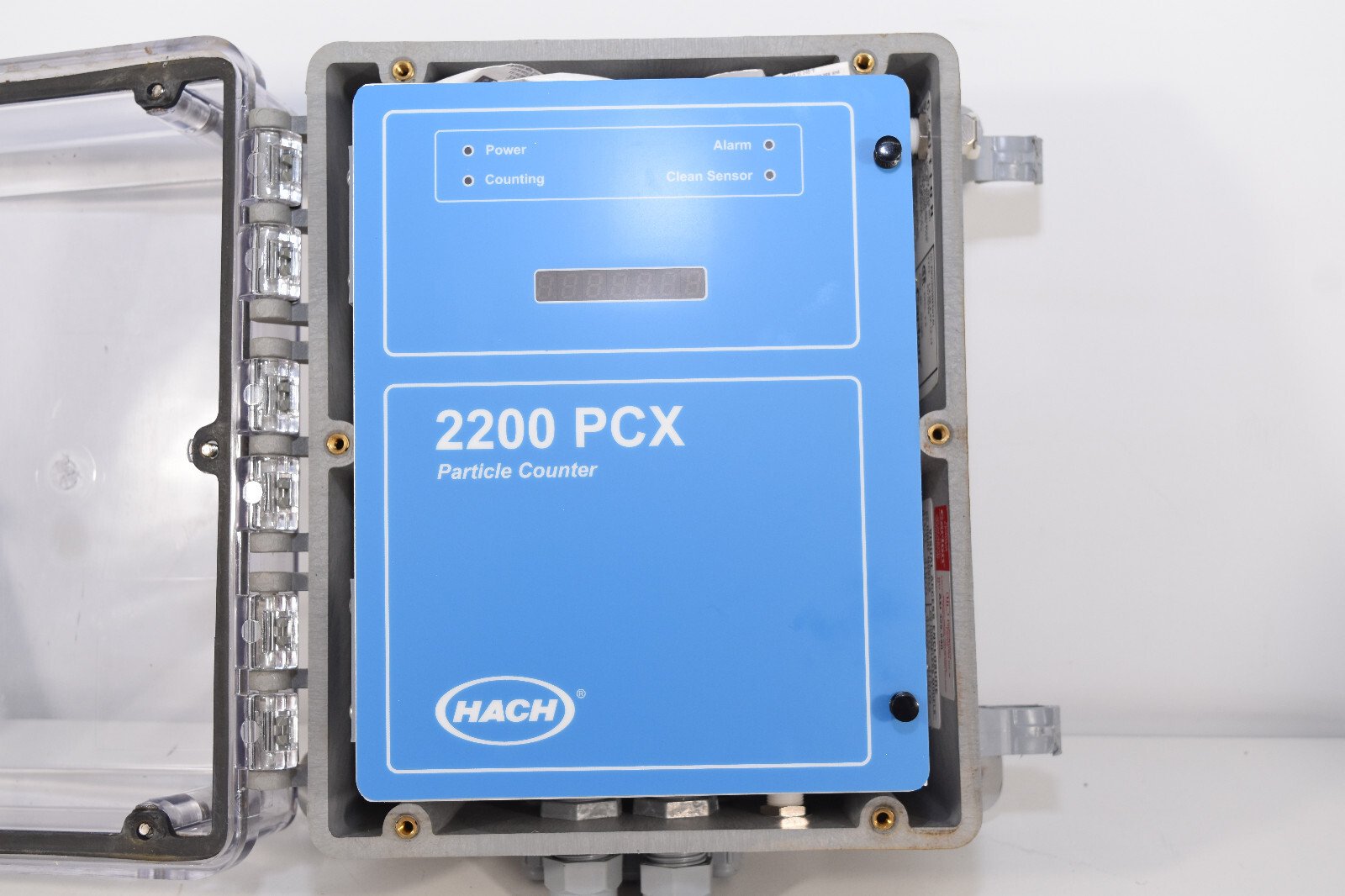 Hach 2200 PCX Water Particle Counter With Flow Control Weirs for sale ...