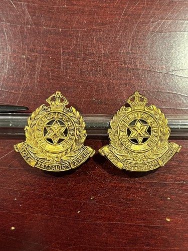 10th Infantry Battalion (The Adelaide Rifles) Collar Badges Pair ...