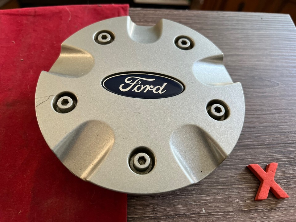 #X 1) 2000-2004 Ford Focus 15" Wheel Cover Center Cap Silver OEM YS41 ...