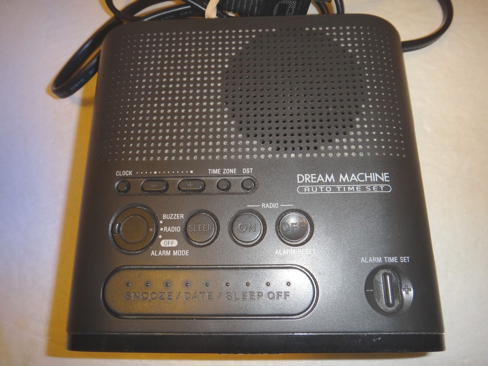 Vintage SONY Dream Machine w/ Auto Time Set ICF-C218 Clock Radio w ...
