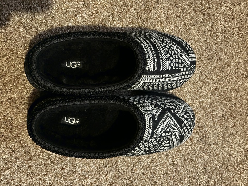 NEW ULTRA RARE UGG Tasman Shoes Slippers Sandals AZTEC Black White Sz 9 ...