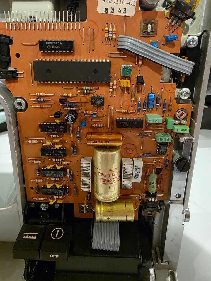 HUSQVARNA VIKING 980 Sewing Machine With Pedal, Case and More - Cleaned ...