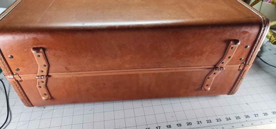 Large 1950s Samsonite Suitcase Style 4651 Hard Shell Luggage Green ...