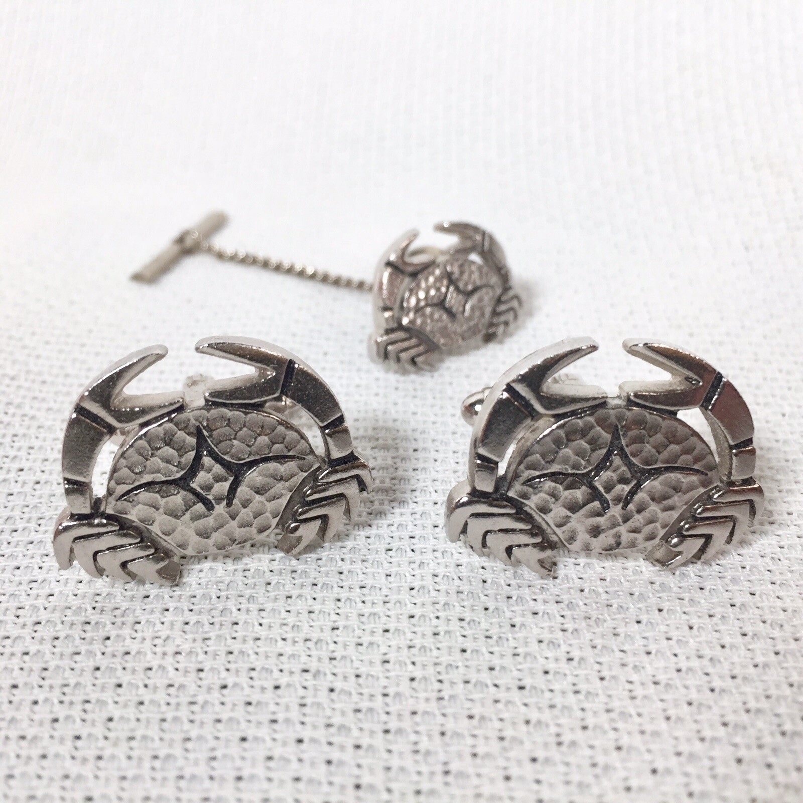 Swank Men's Nautical Cufflinks Tie Tack Set Crabs Silver Tone Metal ...
