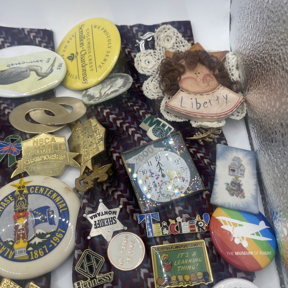 Vtg - Now Lapel Pin Lot Of Various Silver & Gold Tone Pinbacks Enamel ...