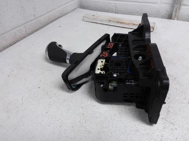 2018 Chevrolet Traverse Transmission Gear Shift Shifter Selector Lever ...