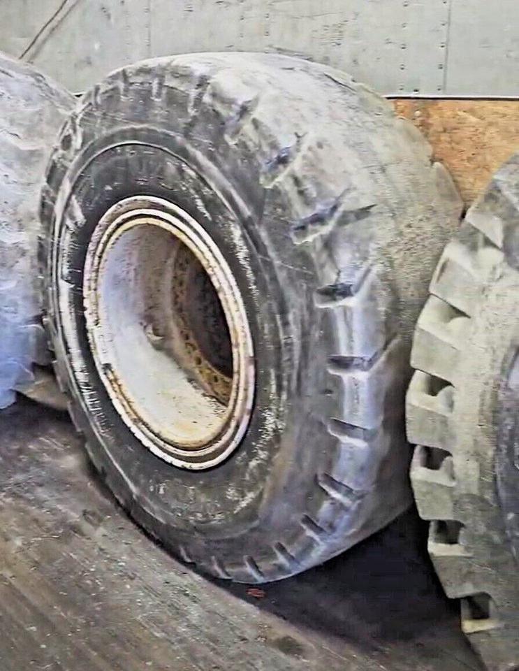 5630260 CATERPILLAR RIM GP-DEMOUNTABLE 563-0260 / 938K WHEEL LOADER | eBay