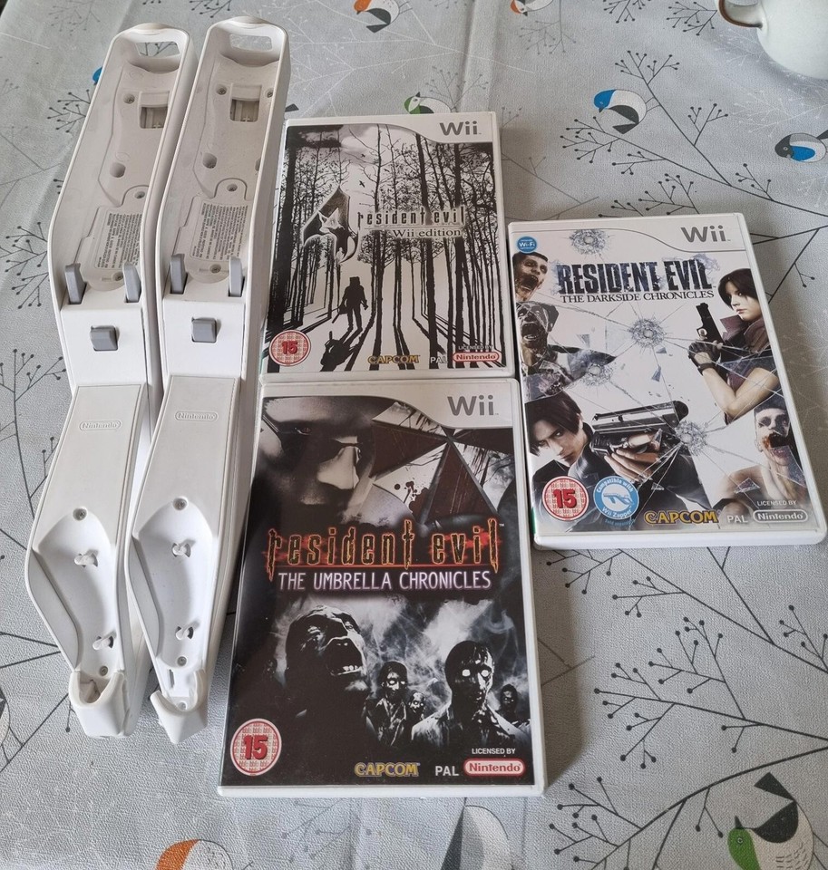 Nintendo Wii 2x Zapper Gun - Resident Evil Trilogy Darkside Chronicles ...