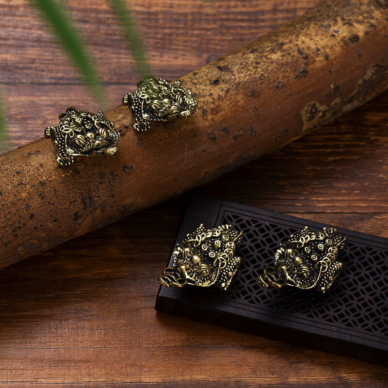 Imitation Brass Three-foot Toad Feng Shui wealth key chain pendant ...