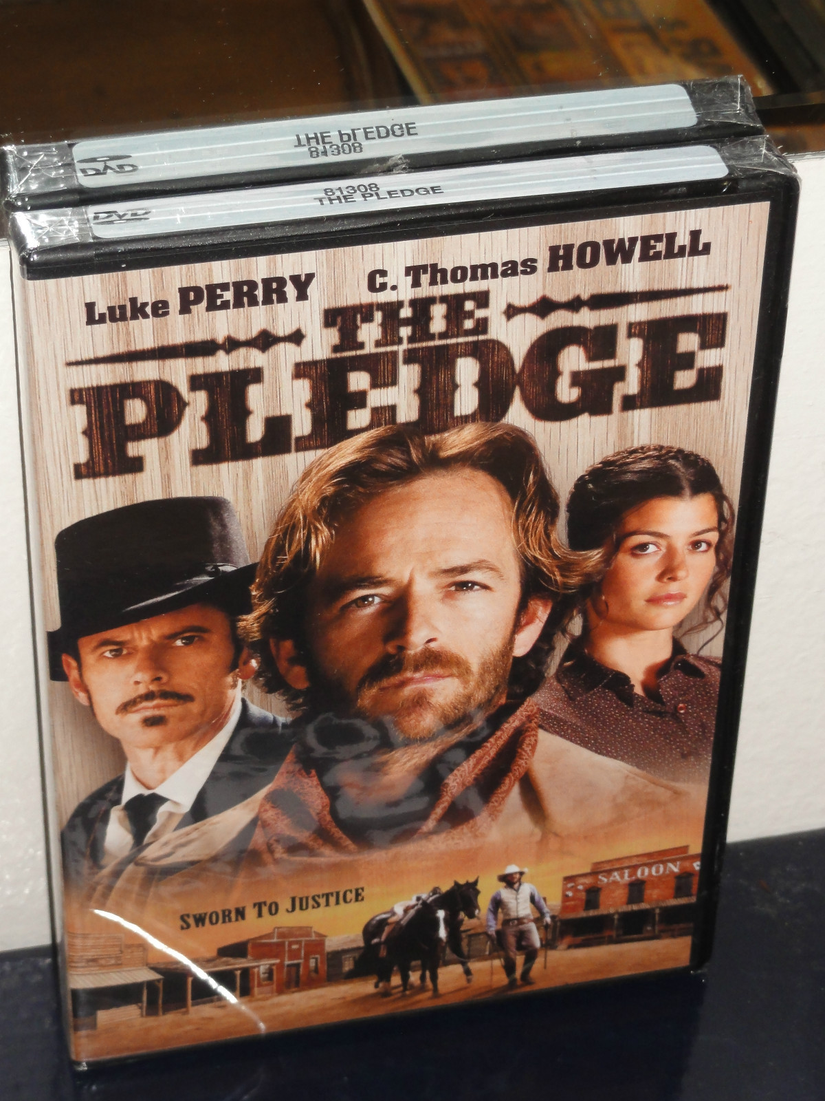 The Pledge (DVD) Luke Perry, C. Thomas Howell, Lisa Brenner, Kim Coates ...