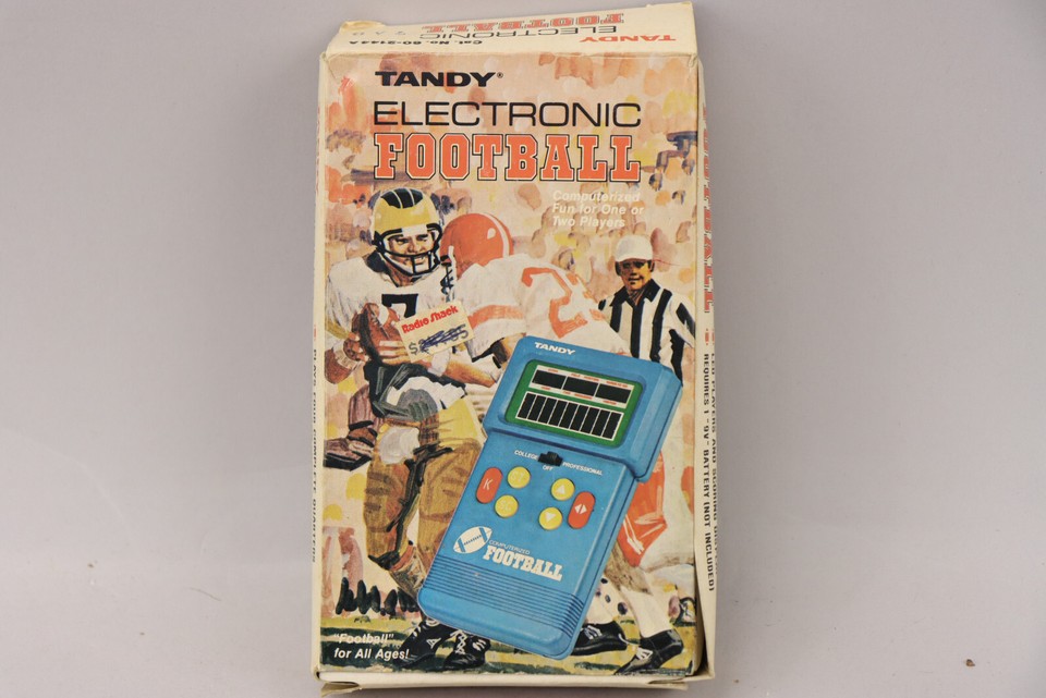 Lot of 5 VTG Handheld Electronic Games Tandy & Mattel w/Boxes Football+ ...