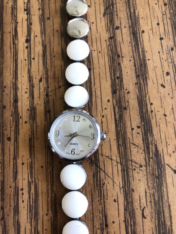 Japan Movt Ladies Quartz Watch # Sr626sw, White And Silver Look ...