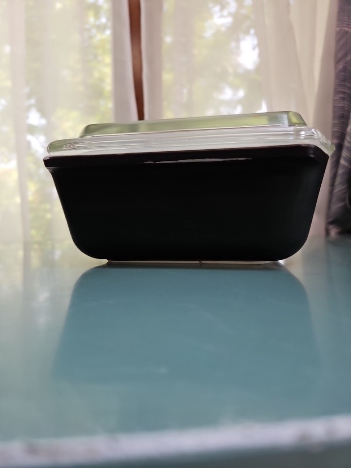 Pyrex Music Staff Cinderella Buffet Set 575 Casserole Gold Striped ...