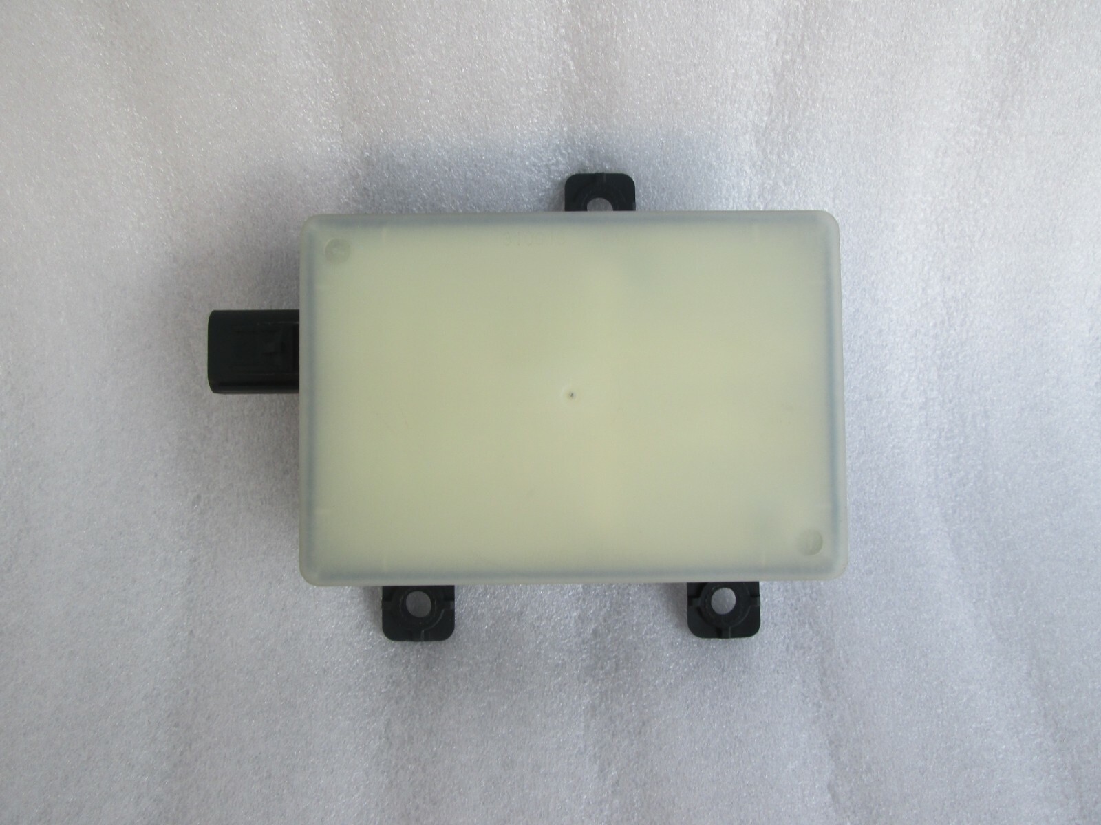 2020 Hyundai Tucson OEM Left Driver Side Blind Spot Radar Sensor 95810 ...