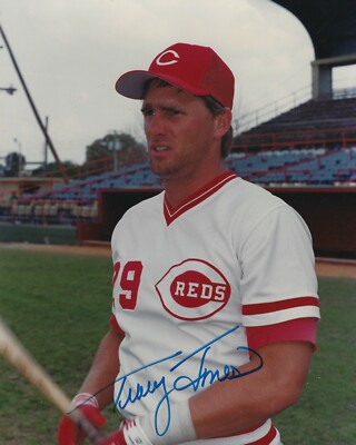 Tracy Jones Autographed Signed 8x10 Photo - Reds Tigers Expos Giants ...