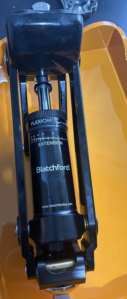 Blatchford Endolite KX06 Hydraulic Polycentric Prosthetic Knee ...