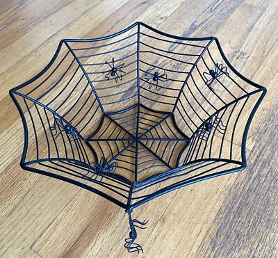 Cute Halloween wire candy basket black widows | eBay