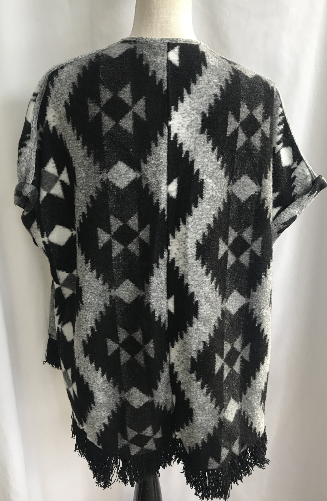 American Eagle AZTEC Pattern Fringed Open Front Knit Cardigan Gray ...