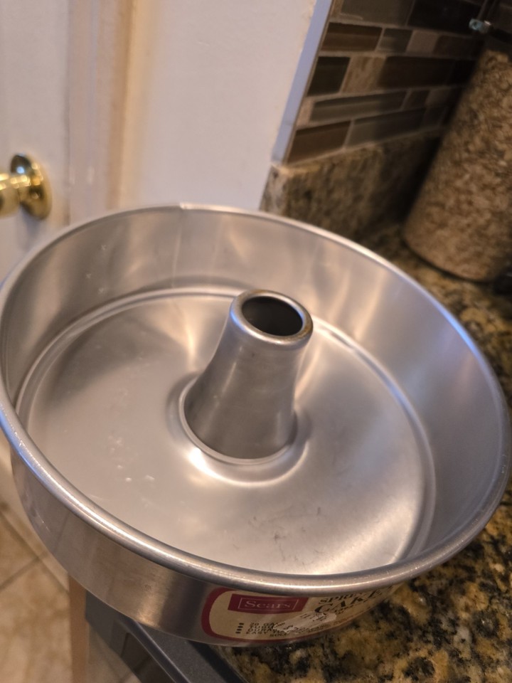 Vintage Sears 9" x 3" Spring Form Round Pan Baking 2 pc Aluminum ...
