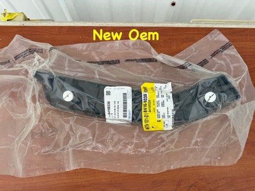 2017-2024 GMC / Cadillac XT5 Rear Bumper Fascia Guide 84169338 NEW OEM ...