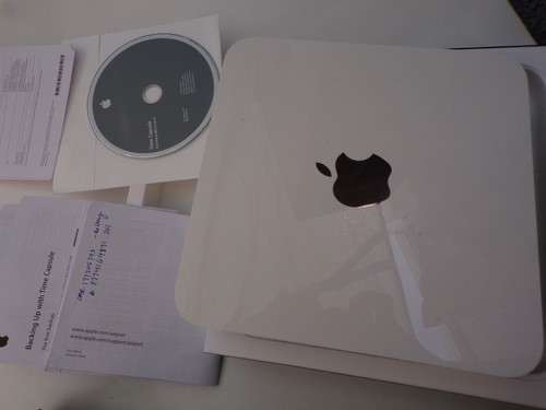 Apple 579G-A1350 ITB AirPort Time Capsule 802.11n Wi-Fi Hard Drive 2 ...