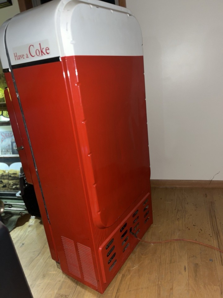 Beautifully restored Vendo -81 coke machine. | eBay