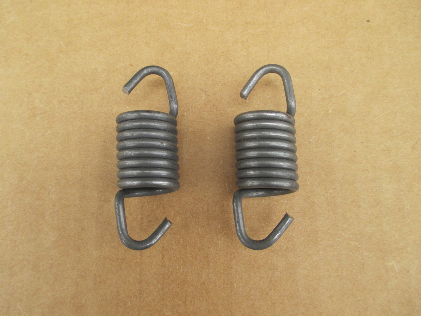 2 BRAKE PEDAL RETURN SPRINGS FOR PART 7041789 | eBay
