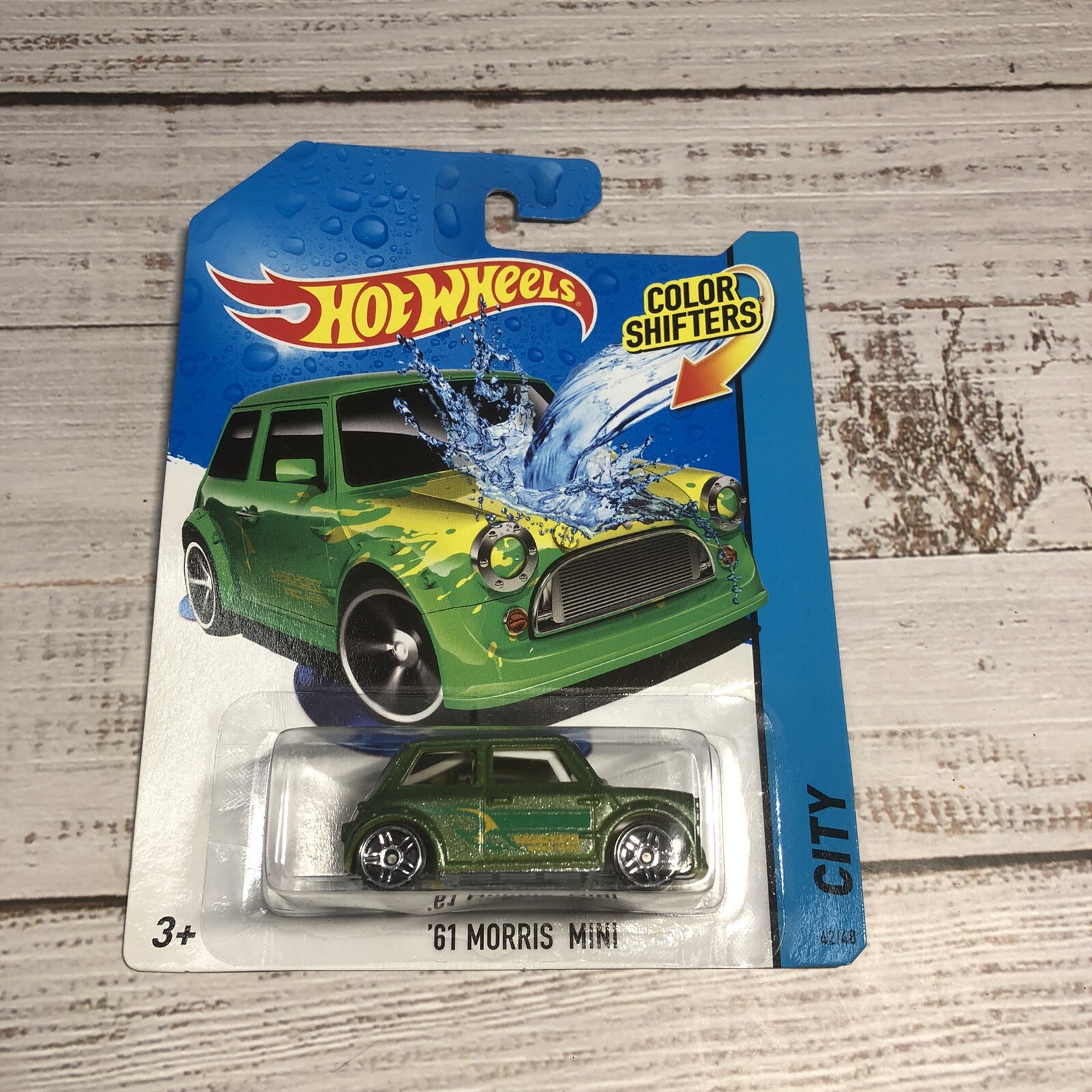 Hot Wheels Color Shifters~2014~'61 Morris Mini~Green to Yellow~City~NIP ...