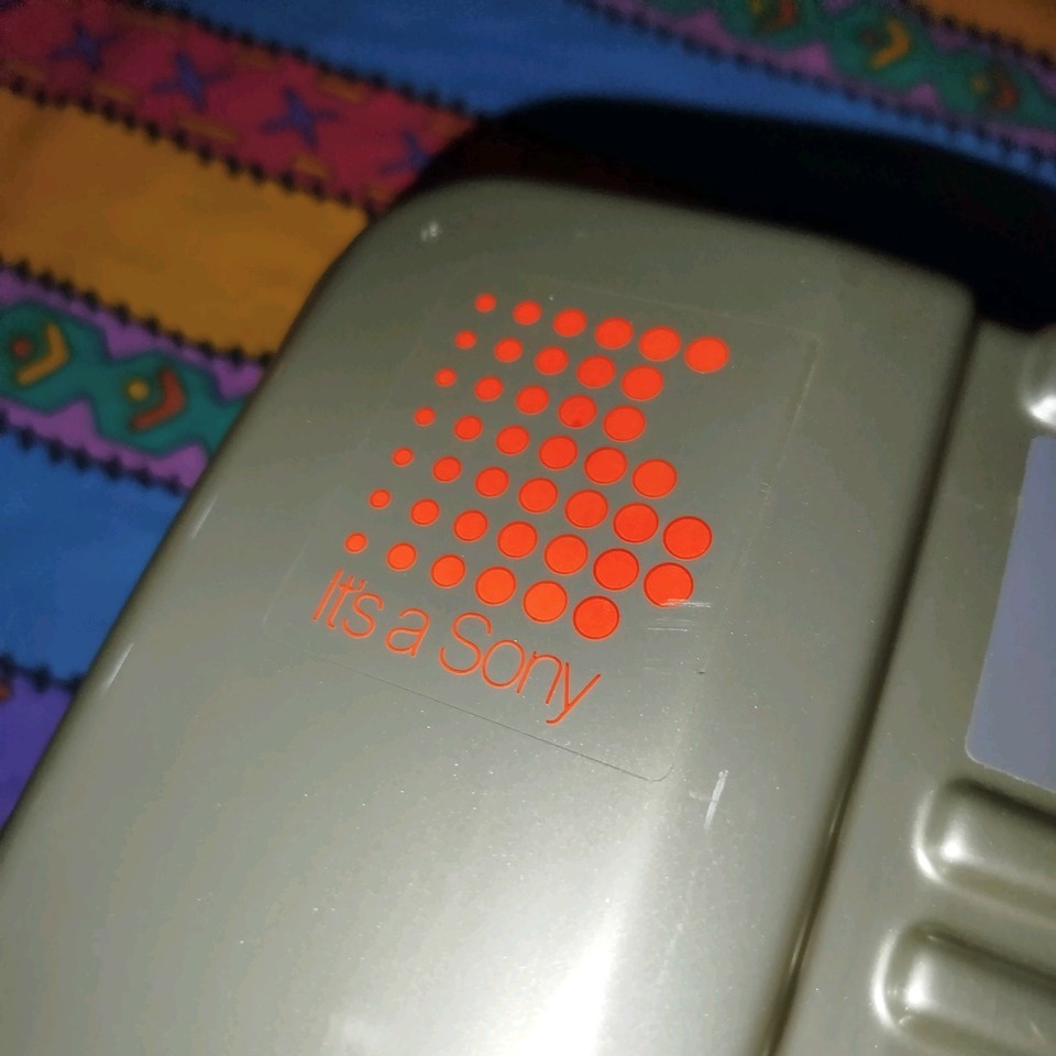 1985 Vintage Sony Video 8 Handycam CCD-M8u 8mm Camera Recorder Hard ...