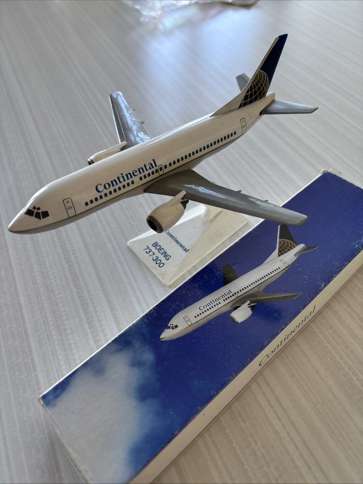 Vintage "NEW IN BOX" Flight Miniatures Continental Airlines Boeing Jet ...