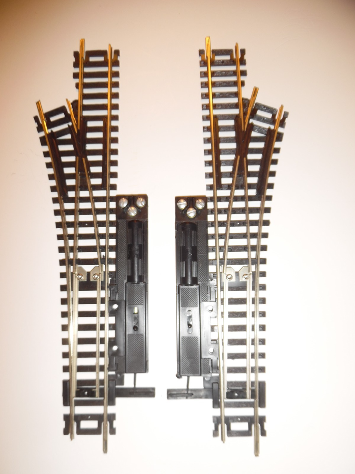 2 Atlas HO Scale Remote Control Snap Switches, Left & Right Hand Nickel ...