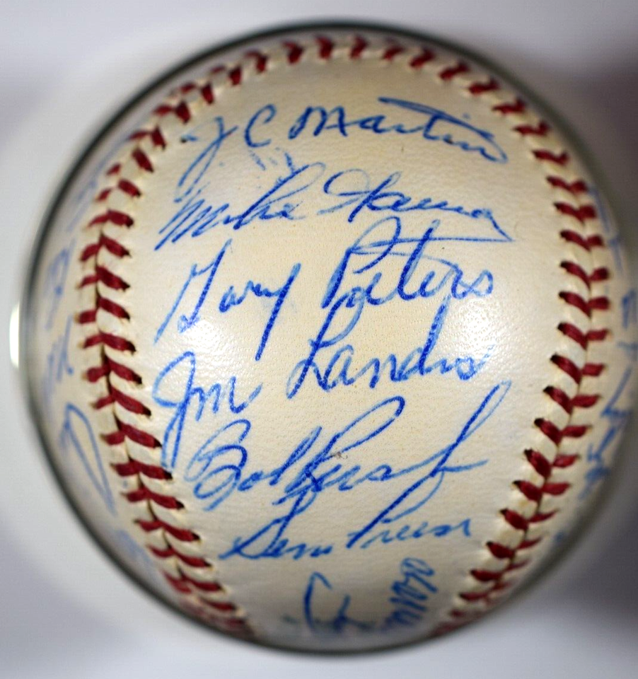 1960 Chicago White Sox team signed baseball, 32 signatures, PSA/DNA ...