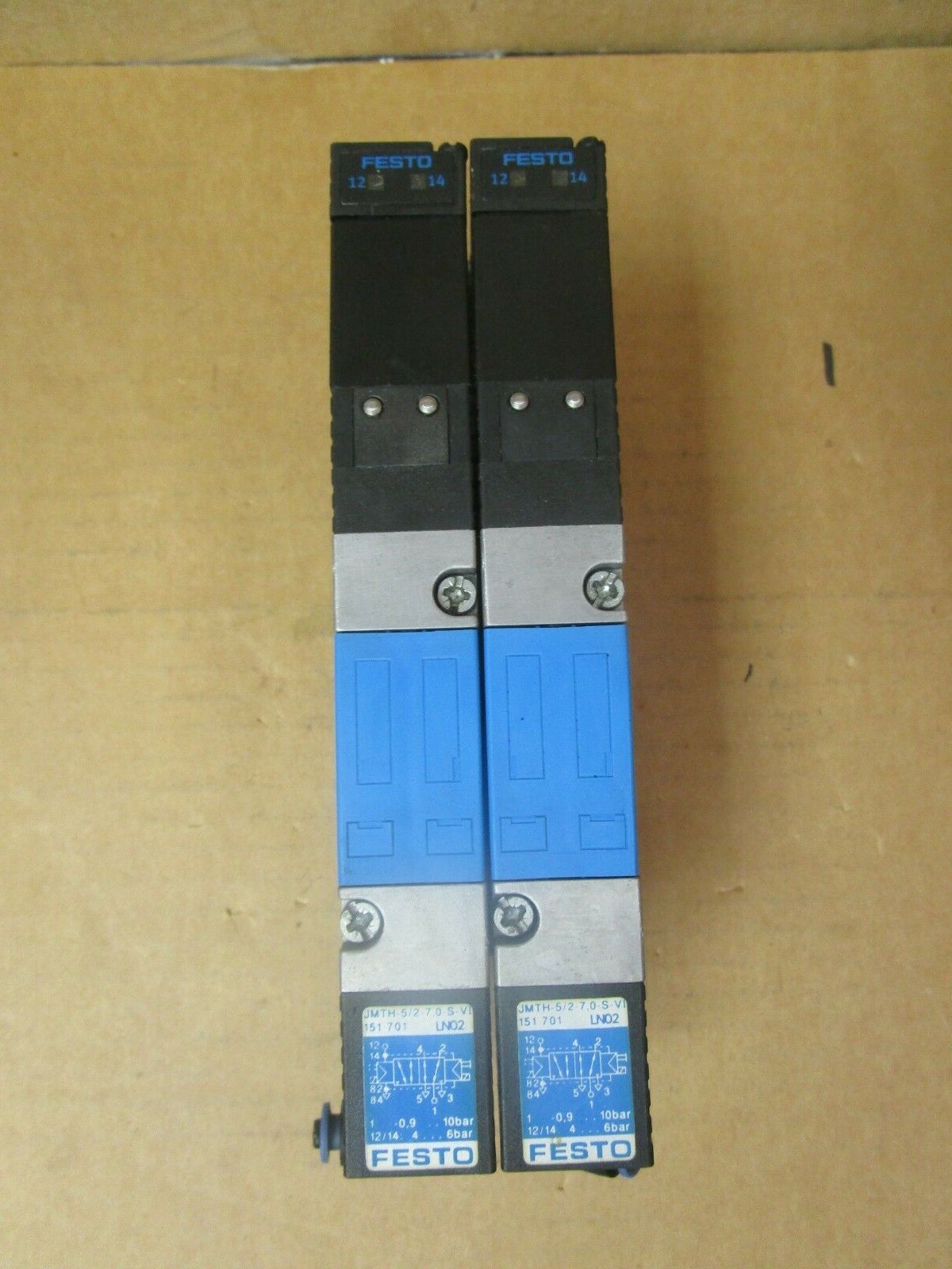 FESTO MANIFOLD BLOCK VIGI-03-7,0 145 PSI 10 BAR 24Vdc w/ JMTH-5/2-7,0-S ...