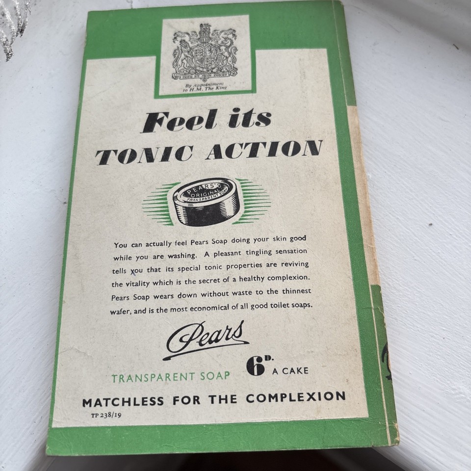 Vintage Green Penguin The Invisible Man H G Wells 1941 | eBay.de