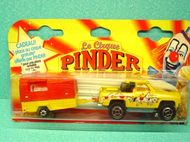 HO Scale Majorette Circus Pinder Pulling a Horse Trailer with Horse ...