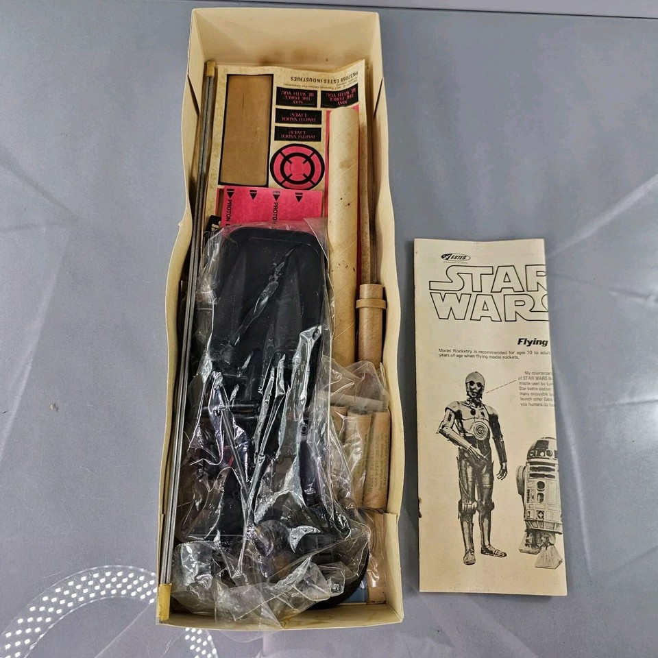 Estes Star Wars Proton Torpedo Darth Vader Flying Model Kit 1420 ...