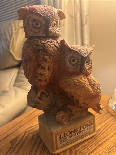 1973 SCREECH OWL LIONSTONE DECANTER BOTTLE SCULPTURED PORCELIIN | eBay