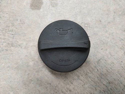 05/2015 to 12/2020 Hyundai TL Tucson Petrol - Engine oil cap | eBay ...