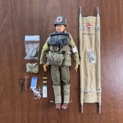 CUSTOM WW2 US ARMY 2ND RANGER MEDIC DRAGON 1/6 FIGURE DDAY FULL ...