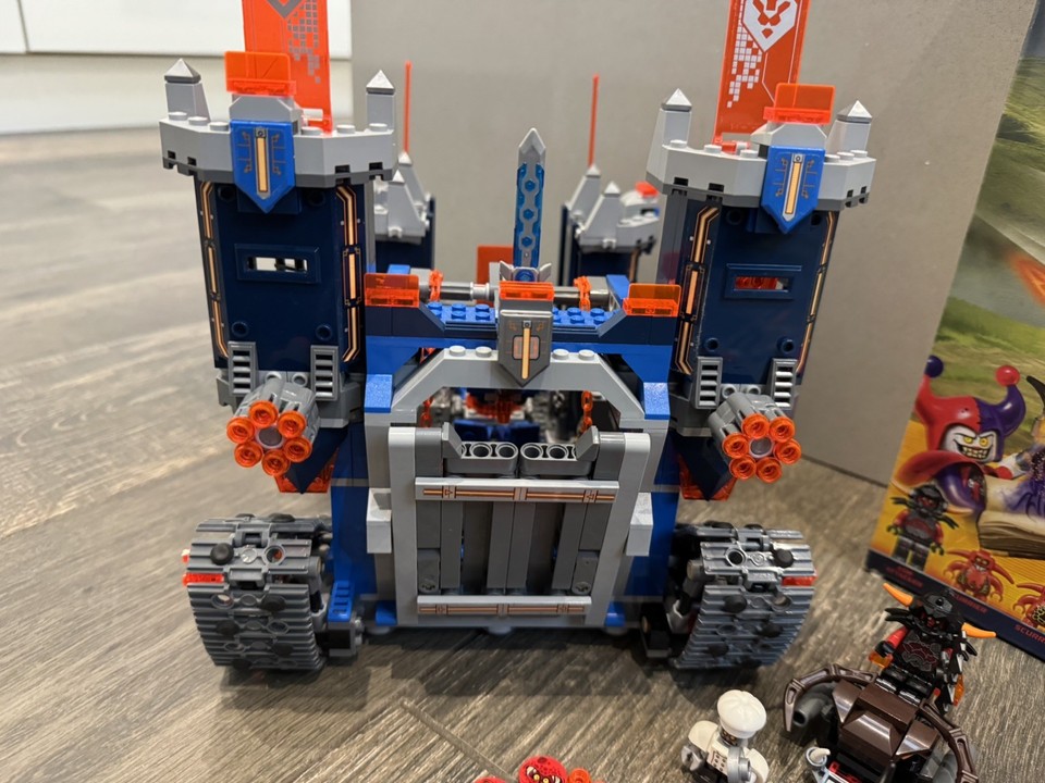LEGO Nexo Knights 70317 The Fortrex - Complete set with instructions ...