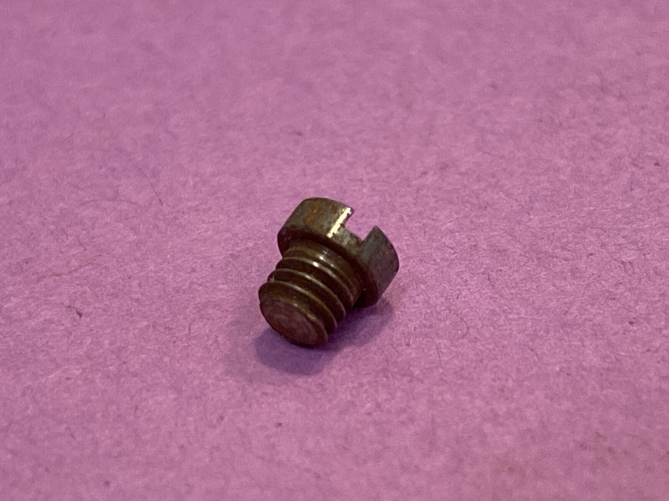 *NOS* 140036 SINGER SCREW *FREE SHIPPING* | eBay