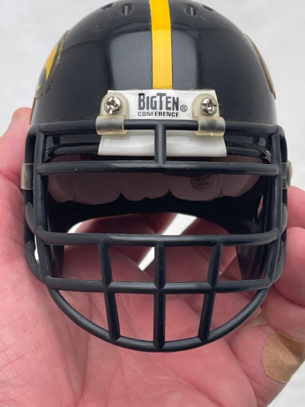 IOWA HAWKEYES VINTAGE THROWBACK BIKE BIG TEN MINI FOOTBALL HELMET | eBay
