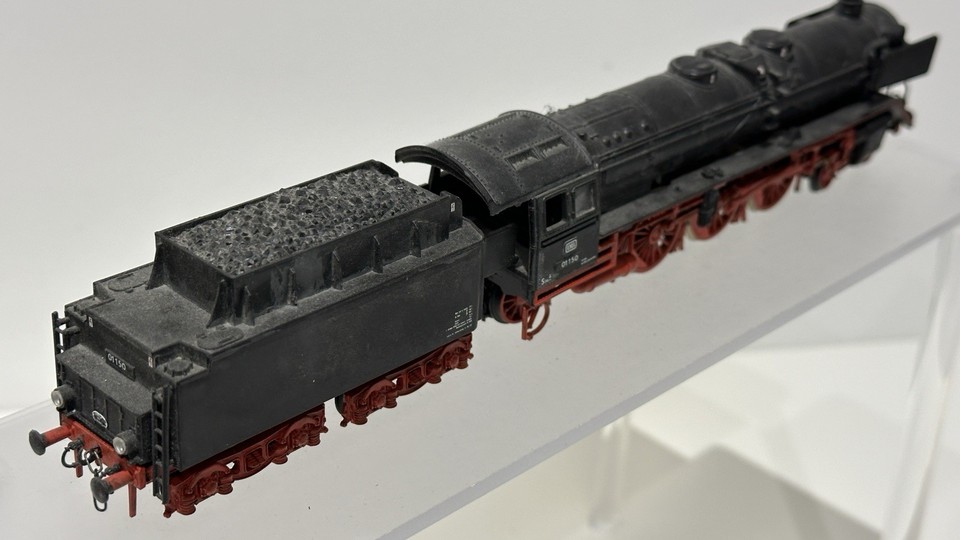 Kit Built & Motorised Revell HO German BR01 01 150 4-6-2 Steam ...