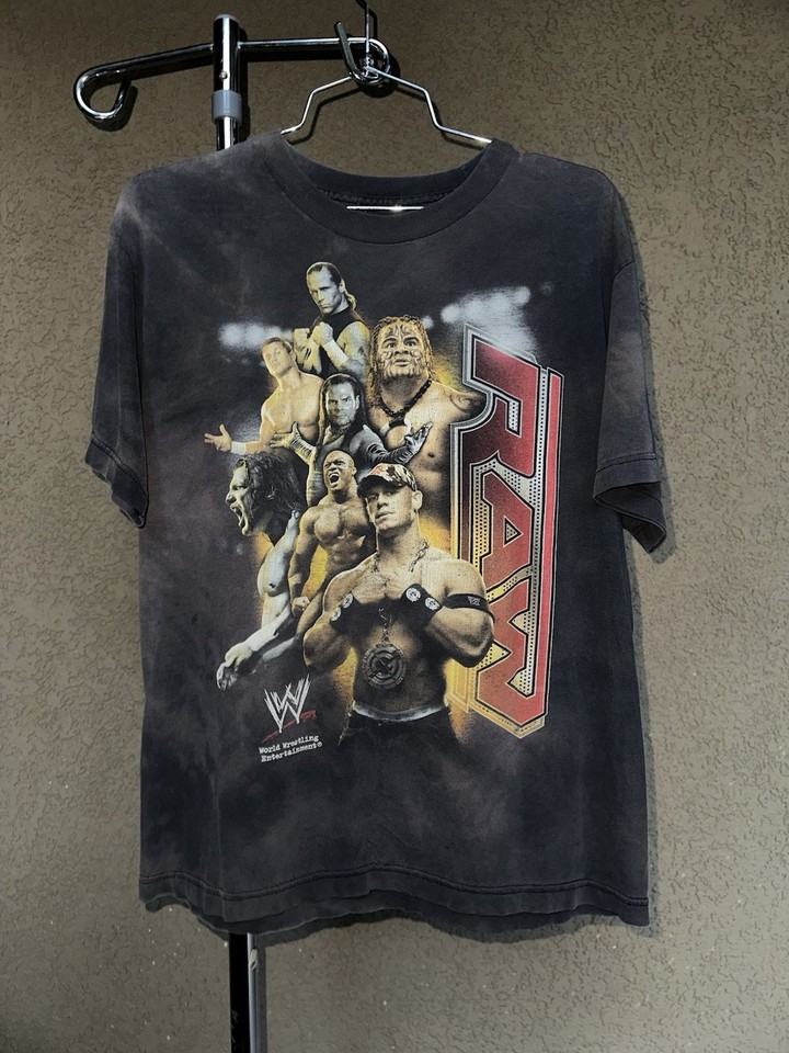 Vintage Y2K 2007 WWE Raw Roster Faded Wrestling Tee Medium John Cena ...
