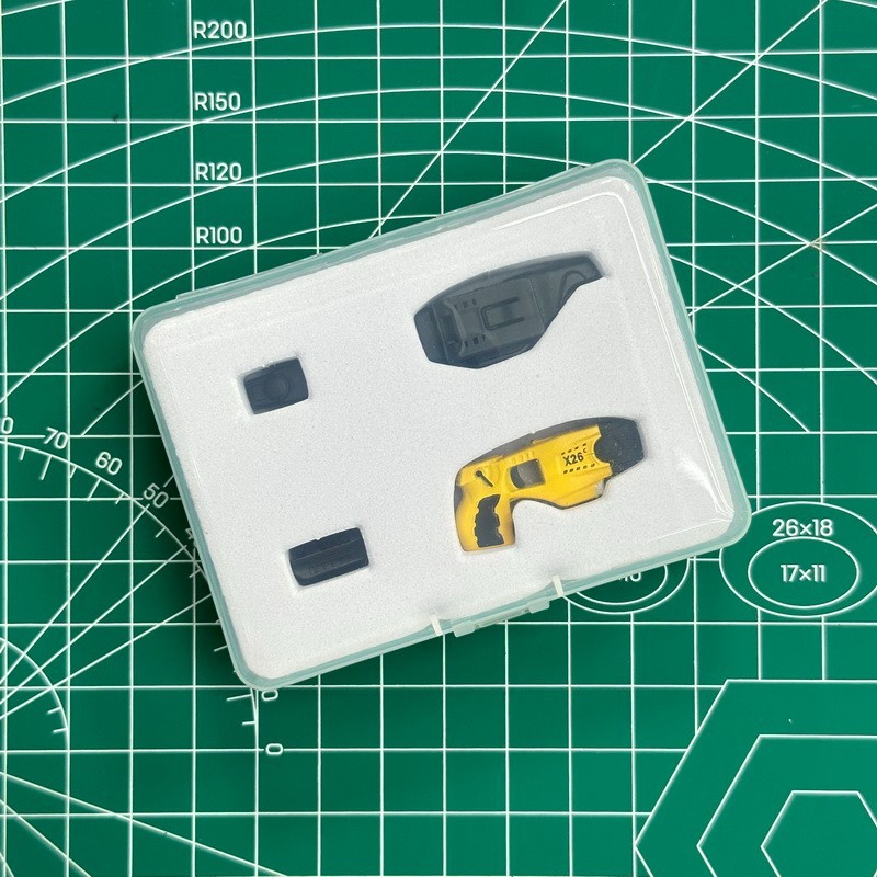 ZYTOYS 1/6 Scale Taser X26 Yellow Plastic Model ZY2009E For 12 ...