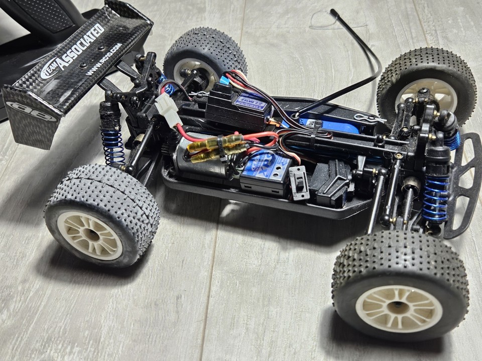 💥Vintage Team Associated Rc18t 1st Gen RC Remote Control Car | eBay